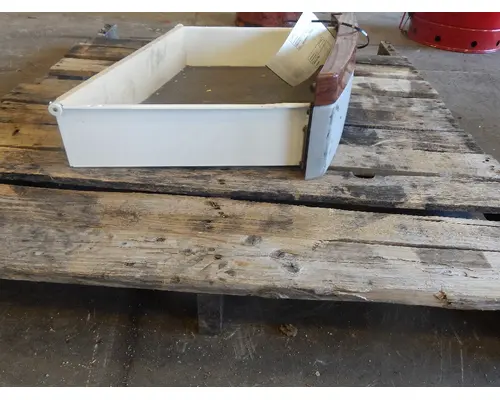 Cabinet OEM# 20480631 in Holland, MI $45.00 #43400