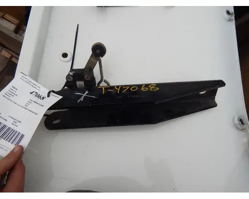 Valve OEM# 18-588444-000 in Holland, MI #47068